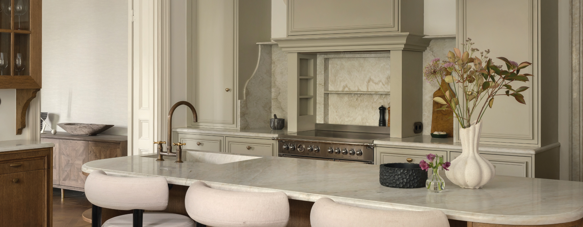 Reimagining a Timeless Kitchen: Heritage Meets Modern Living - United ...